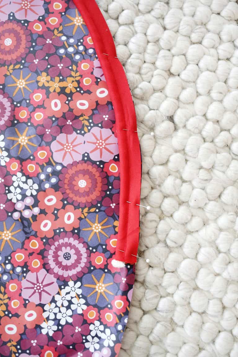 Waterproof Round Table Cover - A Beautiful Mess