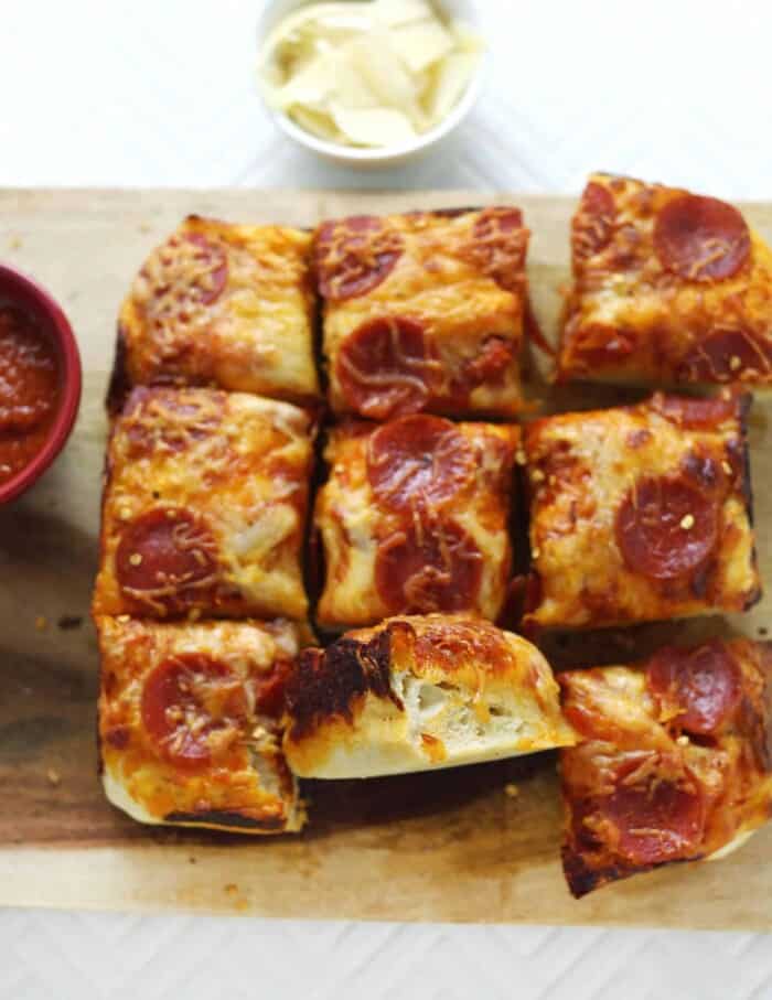 Deep Dish Pizza Recipe - Let's Share What We Know