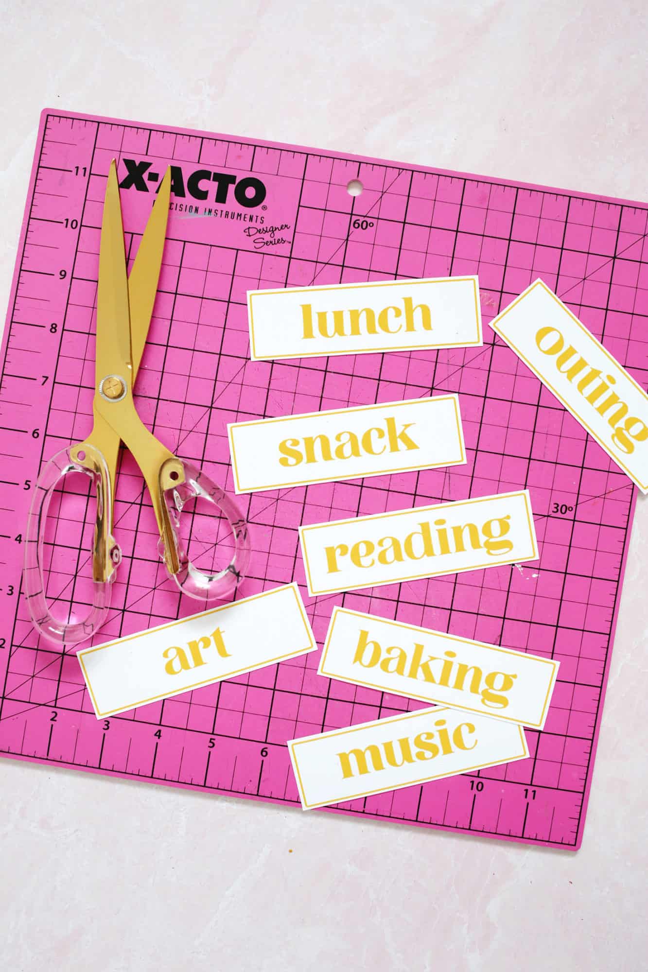Toddler/Preschool Visual Schedule DIY (with Free Chart Printables!) - A ...