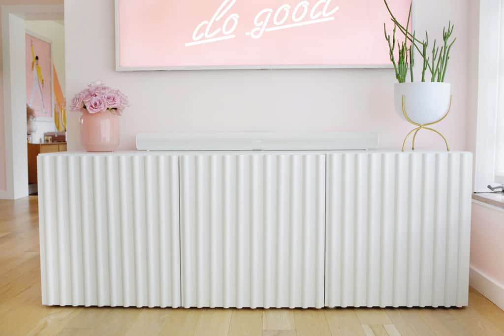 ’70s Pink Living Room Makeover (Before + After!) - Impulse Blogger