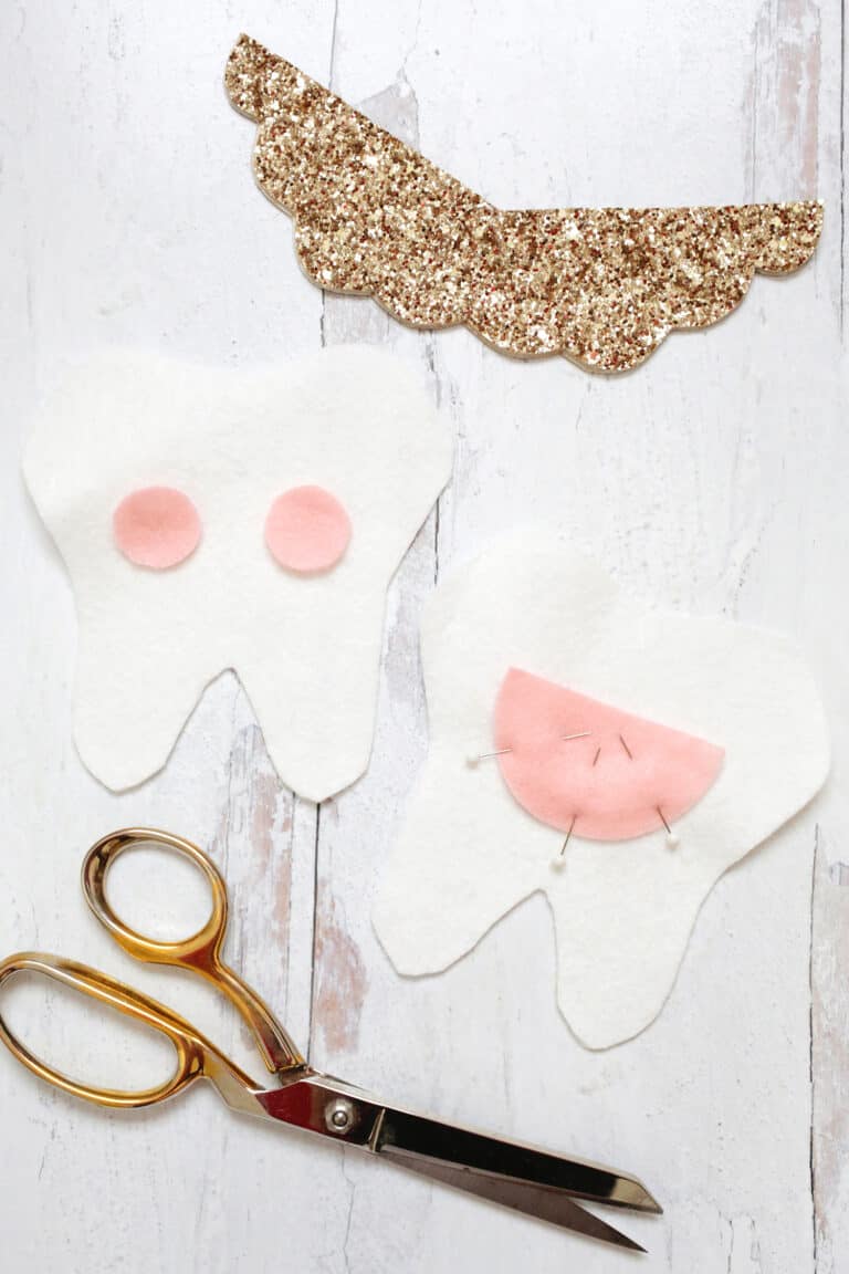 How to Make a Tooth Fairy Pillow (Free Printable with a No-Sew Option ...