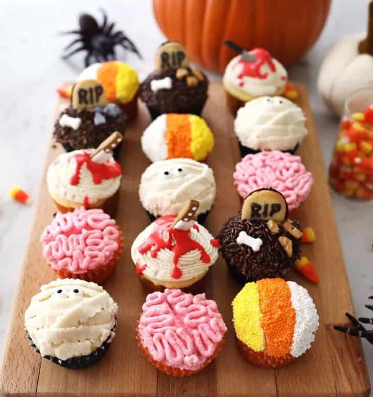 Halloween Cupcakes - Easy Ideas - A Beautiful Mess