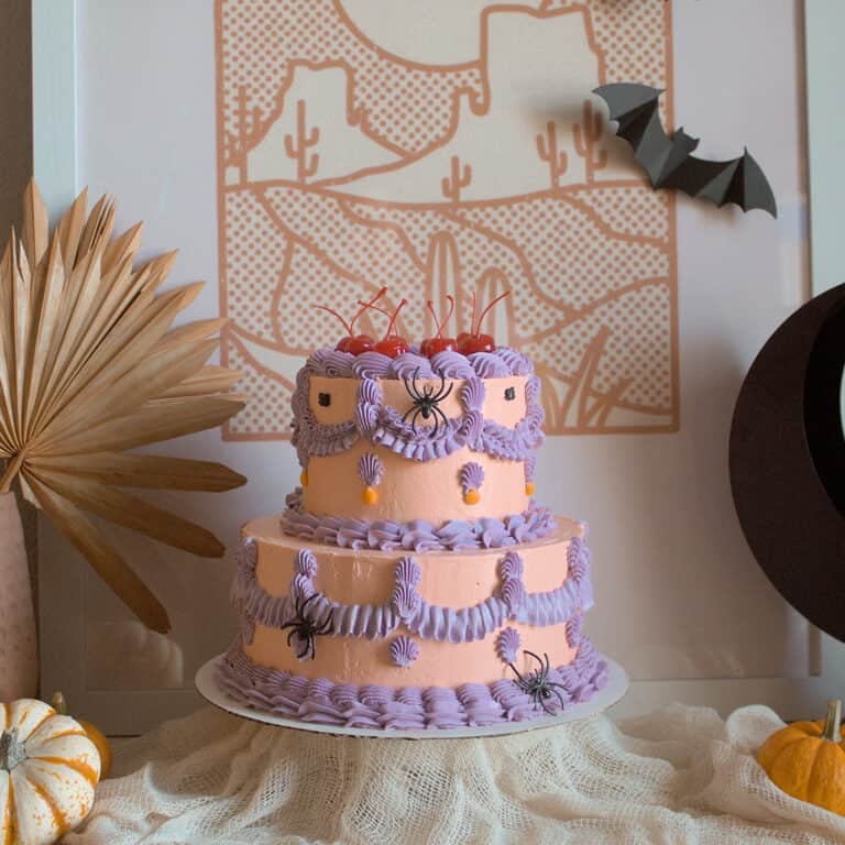 How to Pipe Frosting Ruffles - A Beautiful Mess
