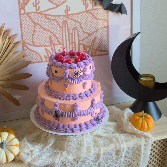 How to Pipe Frosting Ruffles - A Beautiful Mess
