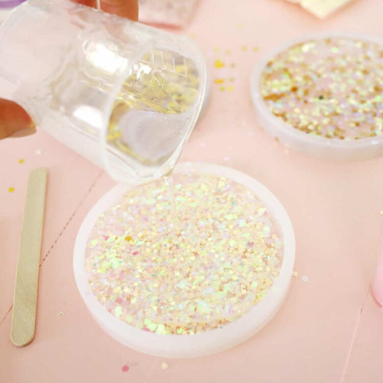 Resin Art - Beginner's Guide - A Beautiful Mess