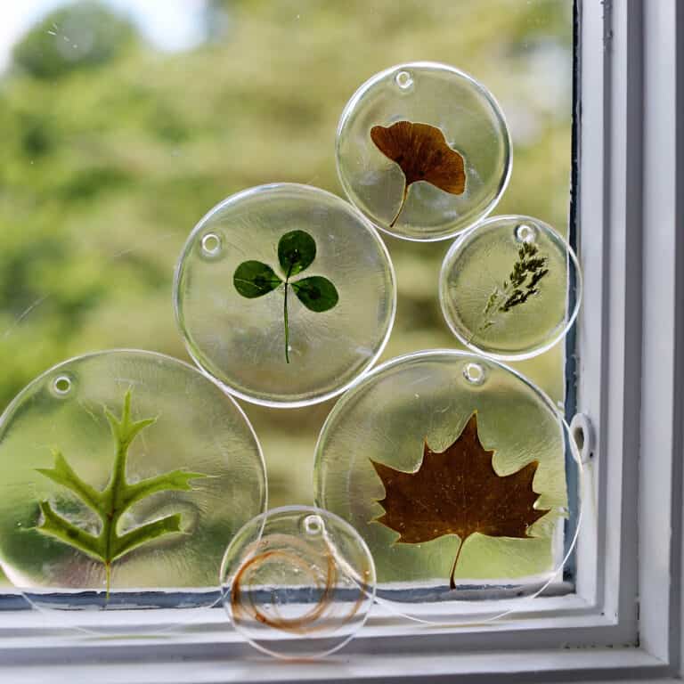 Resin Art - Beginner's Guide - A Beautiful Mess