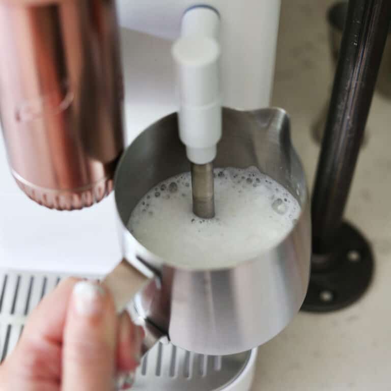 How to make a Mocha - A Beautiful Mess