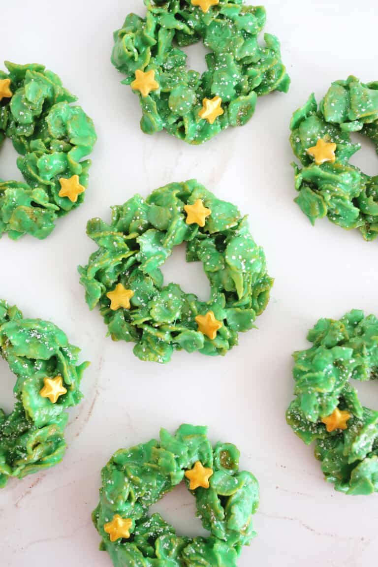 Christmas Wreath Cookies - A Beautiful Mess