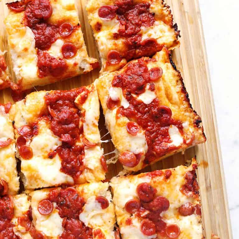 Detroit Style Pizza - A Beautiful Mess