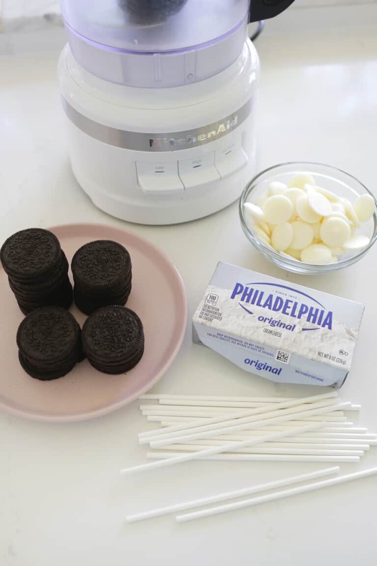 Oreo Cake Pops - A Beautiful Mess