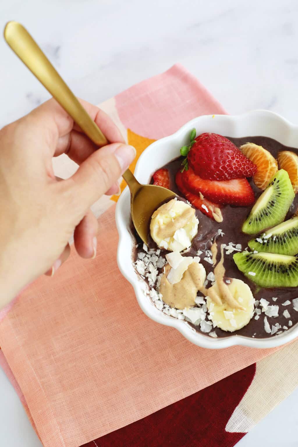 Acai Bowl (Only 3 Ingredients!) - A Beautiful Mess