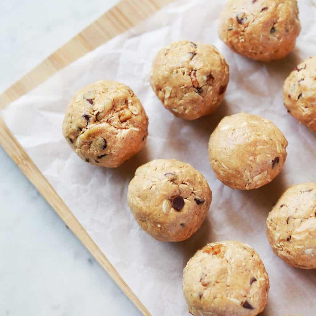 EASY (No-Bake) Protein Balls - A Beautiful Mess
