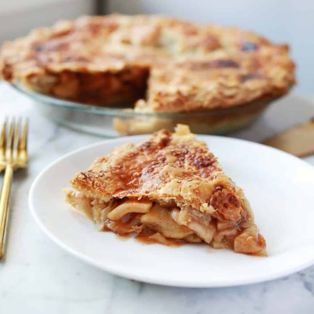 Apple Pie Recipe - A Beautiful Mess